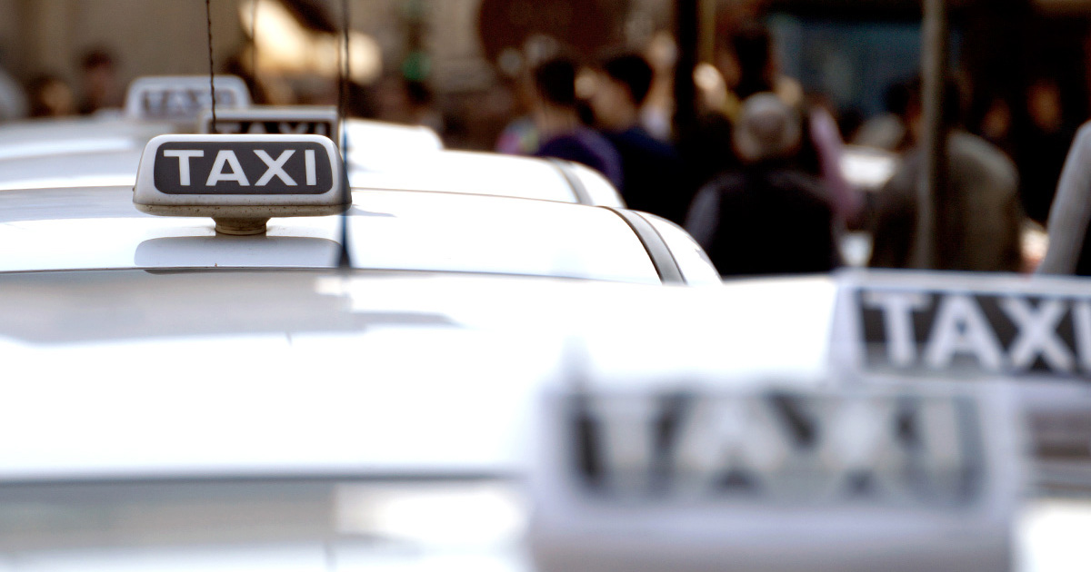 Taxi